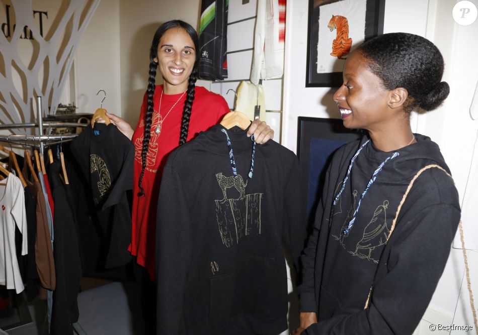 Exclusif - Roxane Depardieu et sa compagne Chantelle Broomes - Cocktail ...
