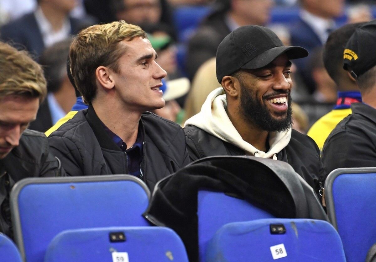 Photo : Antoine Griezmann et Alexandre Lacazette - People assistent au ...