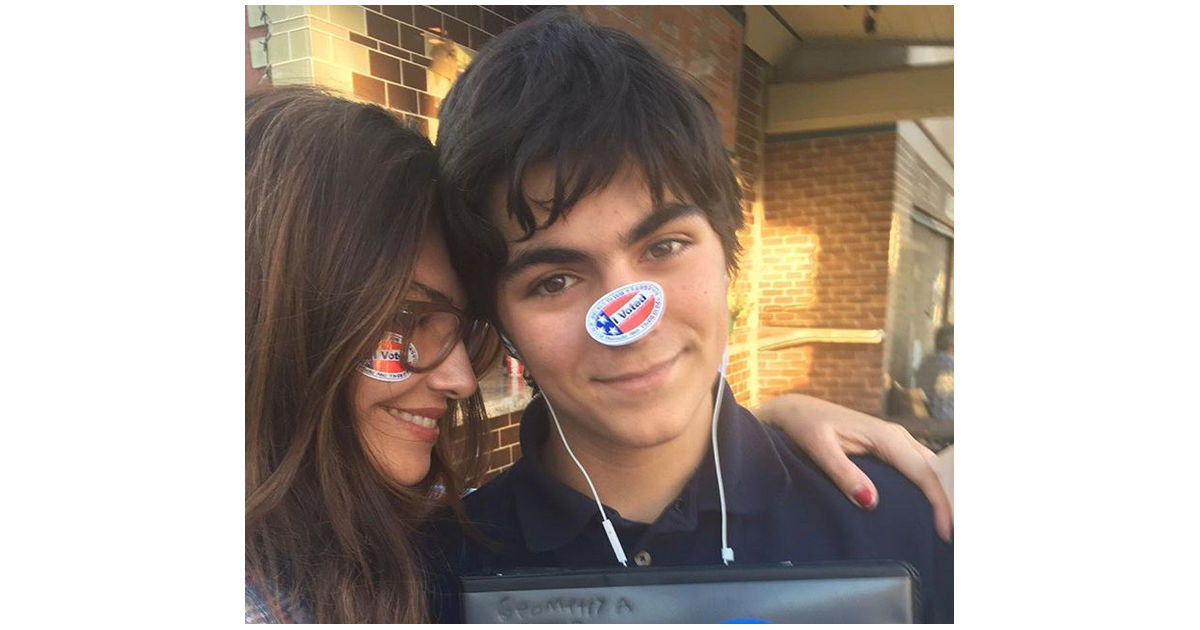 Vanessa Marcil et son fils Kassius. Novembre 2018. - Purepeople