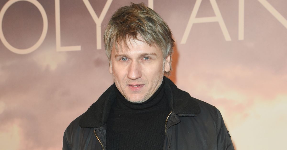 Stanislas Merhar à l'avant-première du film Holy Lands au cinéma UGC ...