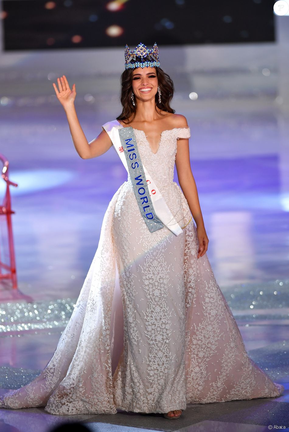 Vanessa Ponce de Leon élue Miss Monde 2018, en Chine, le 8 décembre ...