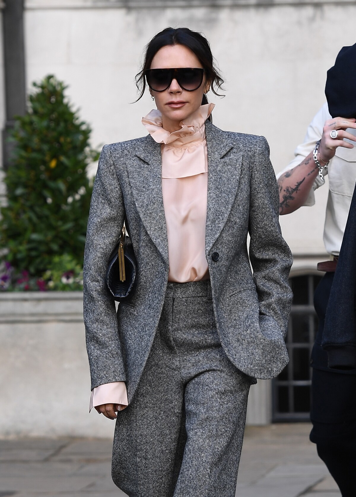 Photo : Victoria Beckham - People se rendent au défilé Kent & Curwen à ...