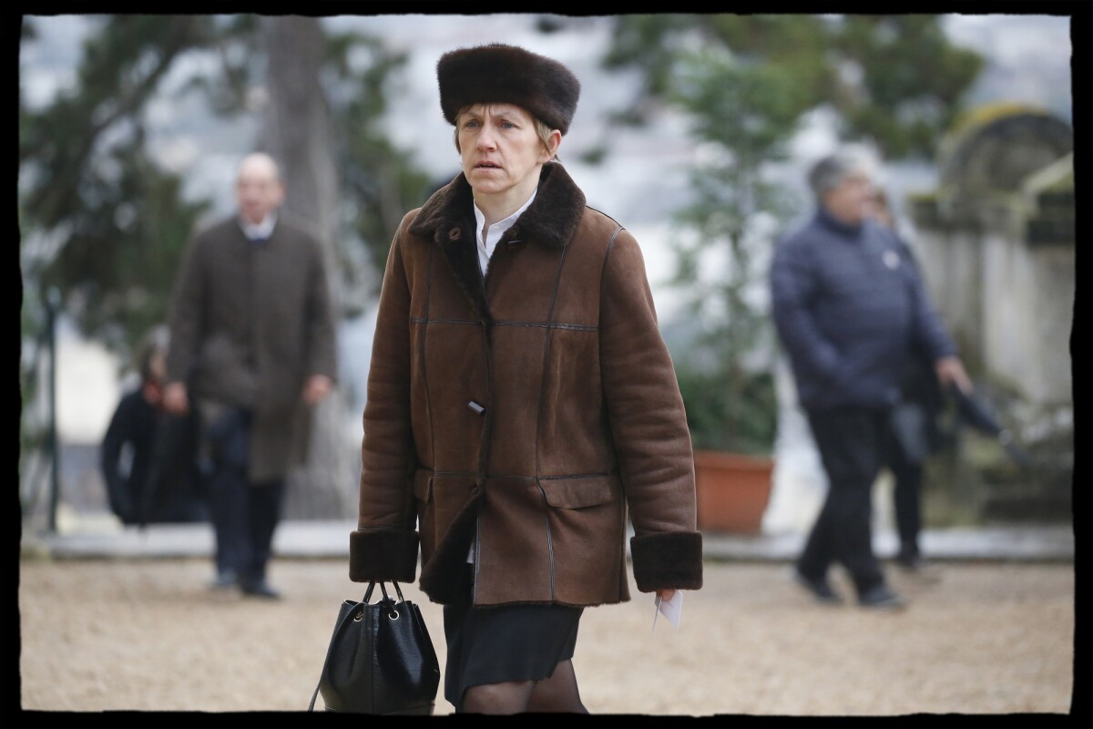 Photo : Emmanuelle Mignon - Obsèques du comte de Paris en la chapelle ...