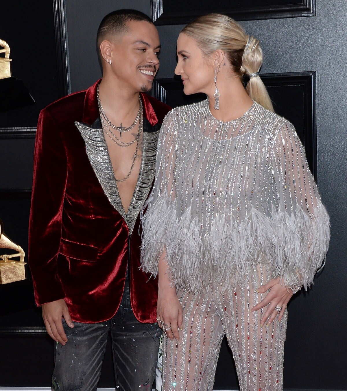 Photo : Eva Ross et sa femme Ashlee Simpson - Les célébrités arrivent à ...