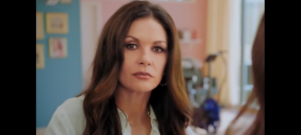 Vidéo : Bande-annonce de la série Queen America - Purepeople