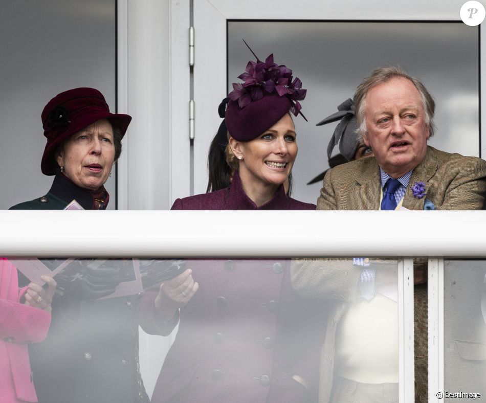 Dolly Maude, la princesse Anne, Zara Tindall, Andrew Parker Bowles lors ...