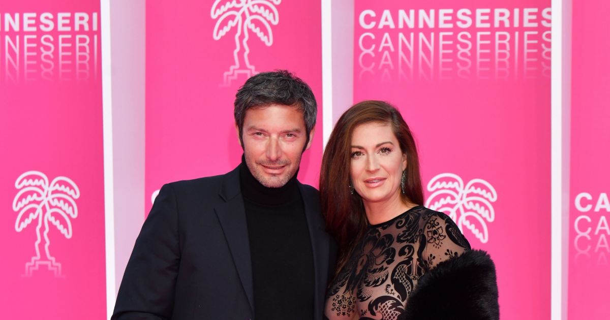 Franck Semonin et sa femme Helene lors du photocall de la soirée de ...