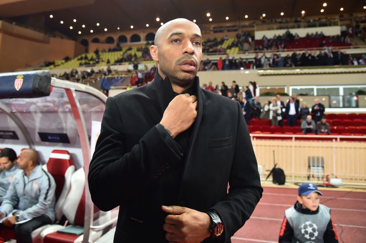 Photo : Thierry Henry, l'entraineur de l'ASM durant le match de ...