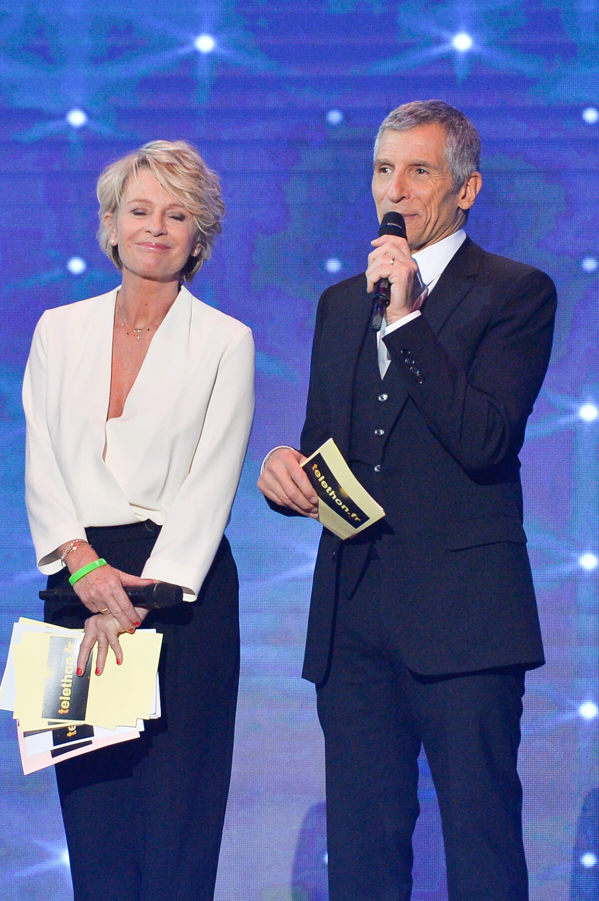 Photo : Sophie Davant et Nagui - 30ème édition du Téléthon 2016 (AFMTéléthon) à l'hippodrome de ...