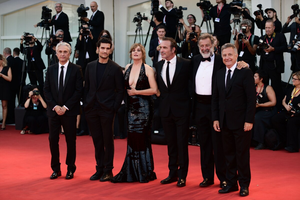 Photo : Alain Goldman, Louis Garrel, Emmanuelle Seigner, Jean Dujardin ...