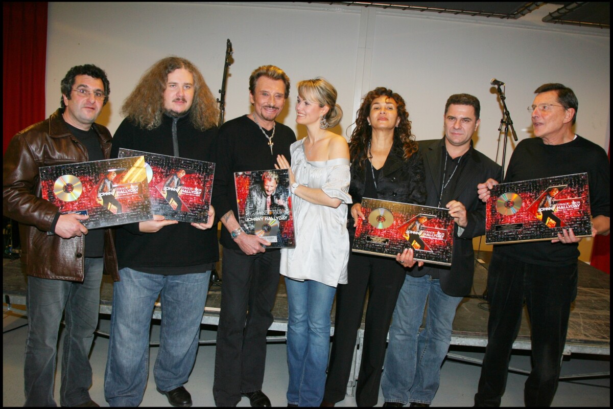 Photo : Exclusif - Johnny Hallyday et sa femme Laeticia entourés de ...