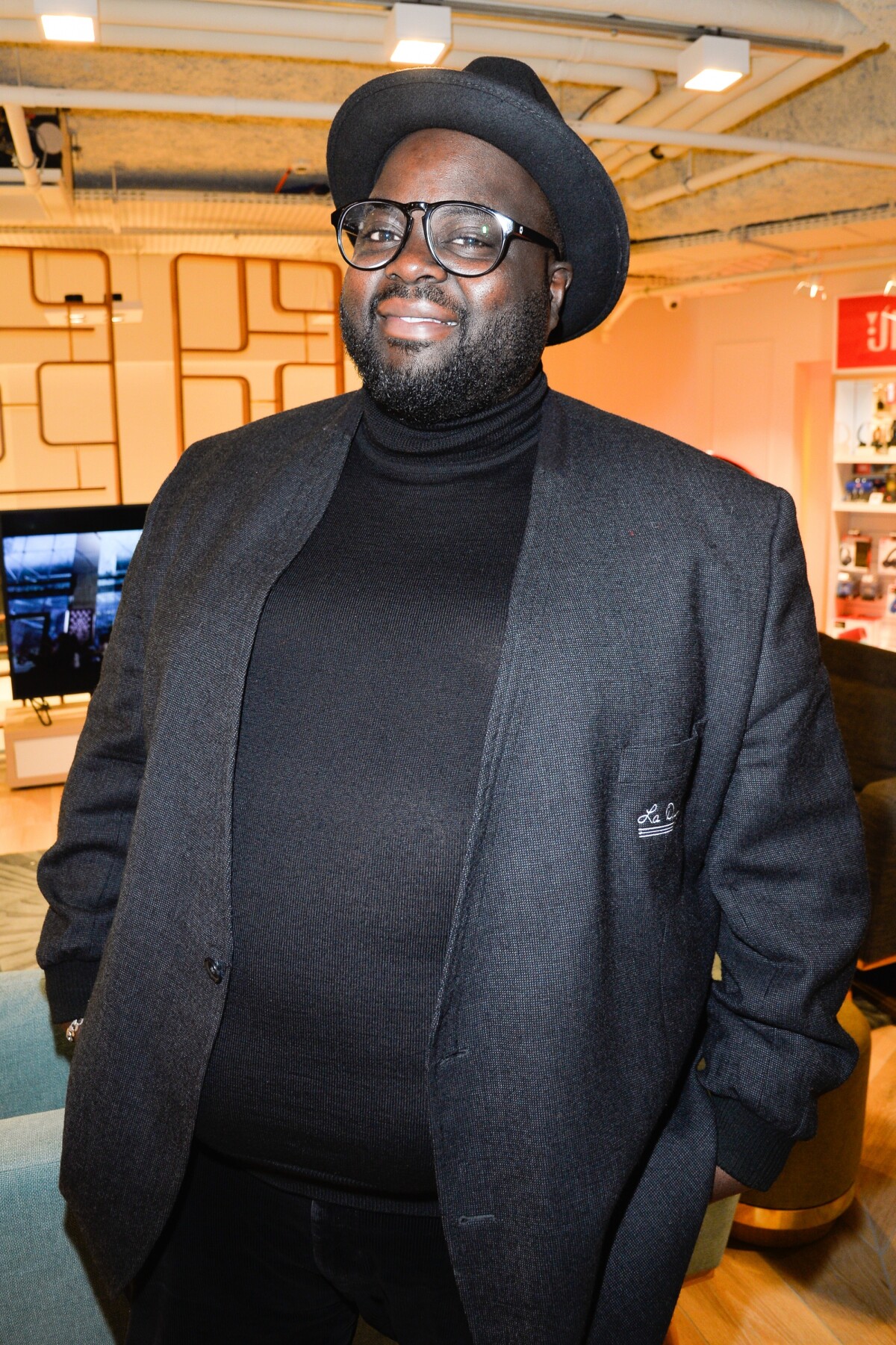 Photo : Issa Doumbia - Soirée d'inauguration de la boutique Orange ...