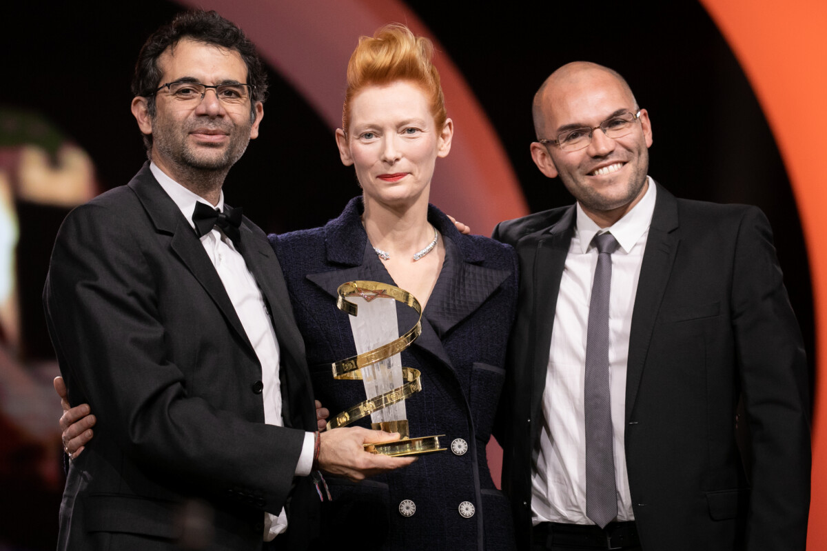 Photo : Nicolas Rincon Gille reçoit le prix de L'Etoile d'Or de ...