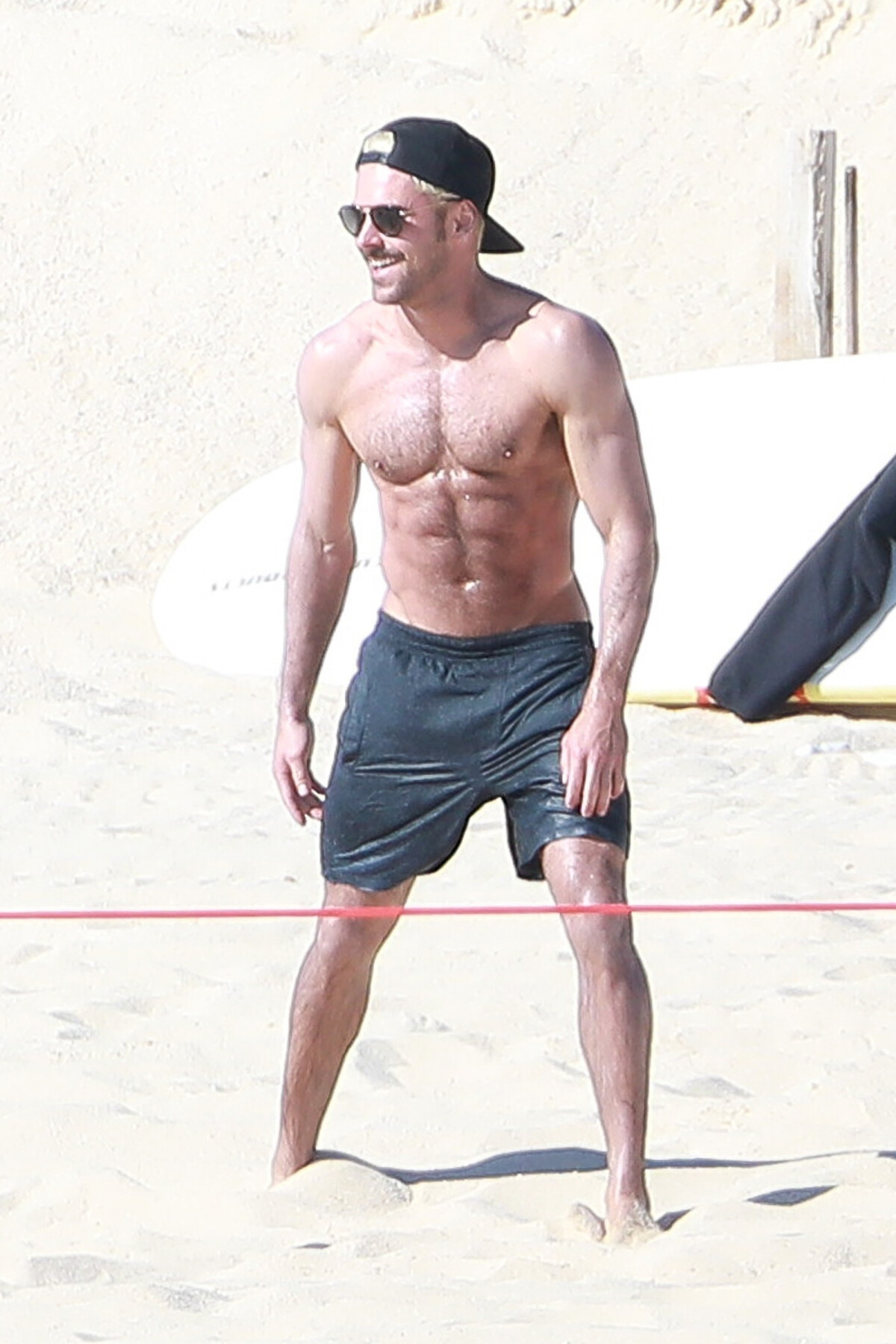 Photo : Exclusif - Zac Efron - Zac Efron et son frère Dylan s'amusent ...