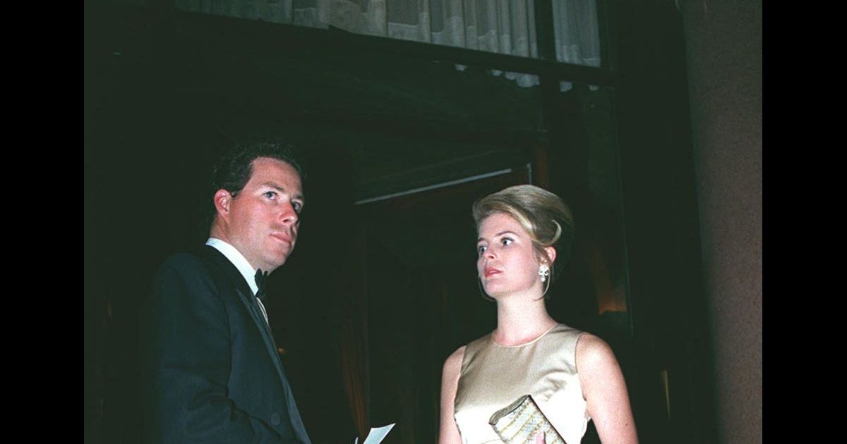 David Linley et son épouse Serena Stanhope au Bal de la Rose de Monaco ...