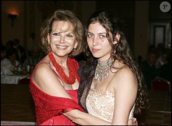 Photo : Elle vivait dans sa maison Le Picardeau et avait créé la ...