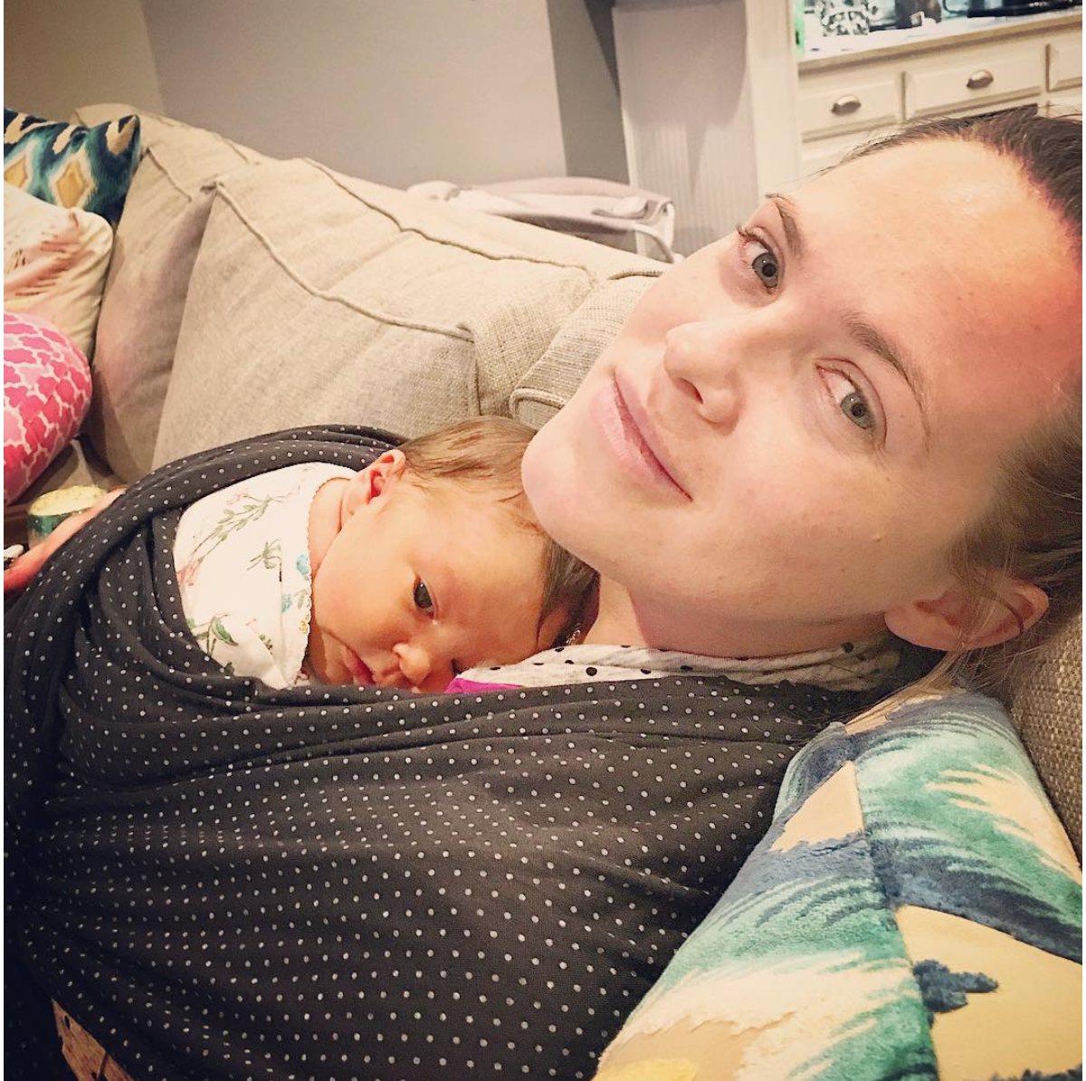 Photo : Kara Bosworth et sa fille aînée Decker. Janvier 2016. - Purepeople