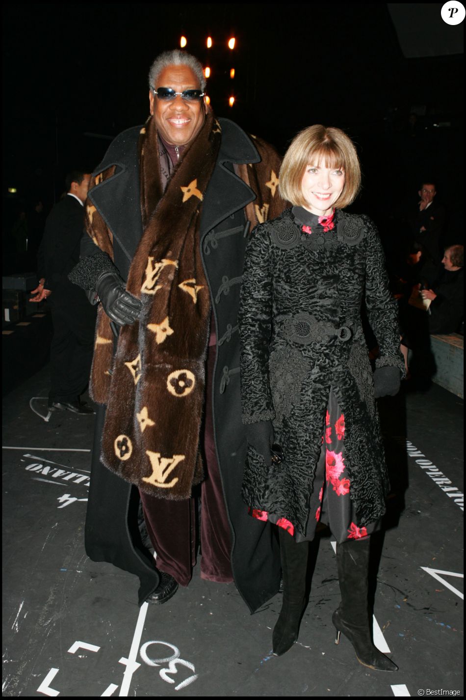 Anna Wintour et Andre Leon Talley à Paris, le 5 mars 2005. - Purepeople