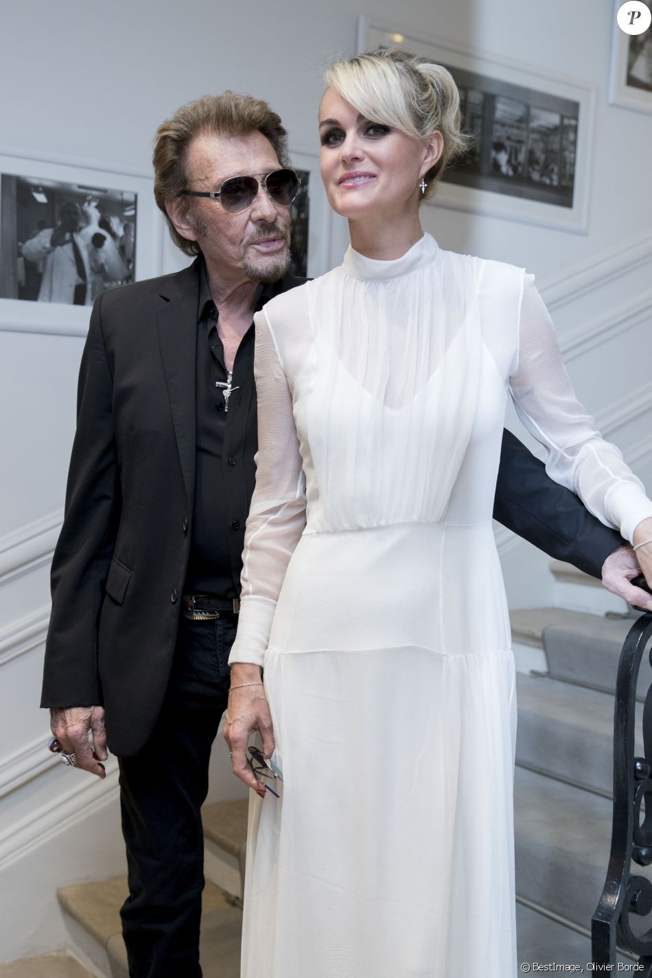 Johnny Hallyday et sa femme Laeticia Hallyday - People au défilé de ...