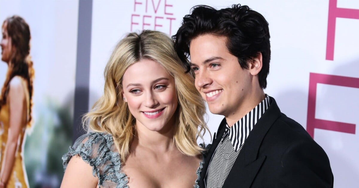 Lili Reinhart et Cole Sprouse : les amoureux de Riverdale se séparent ...