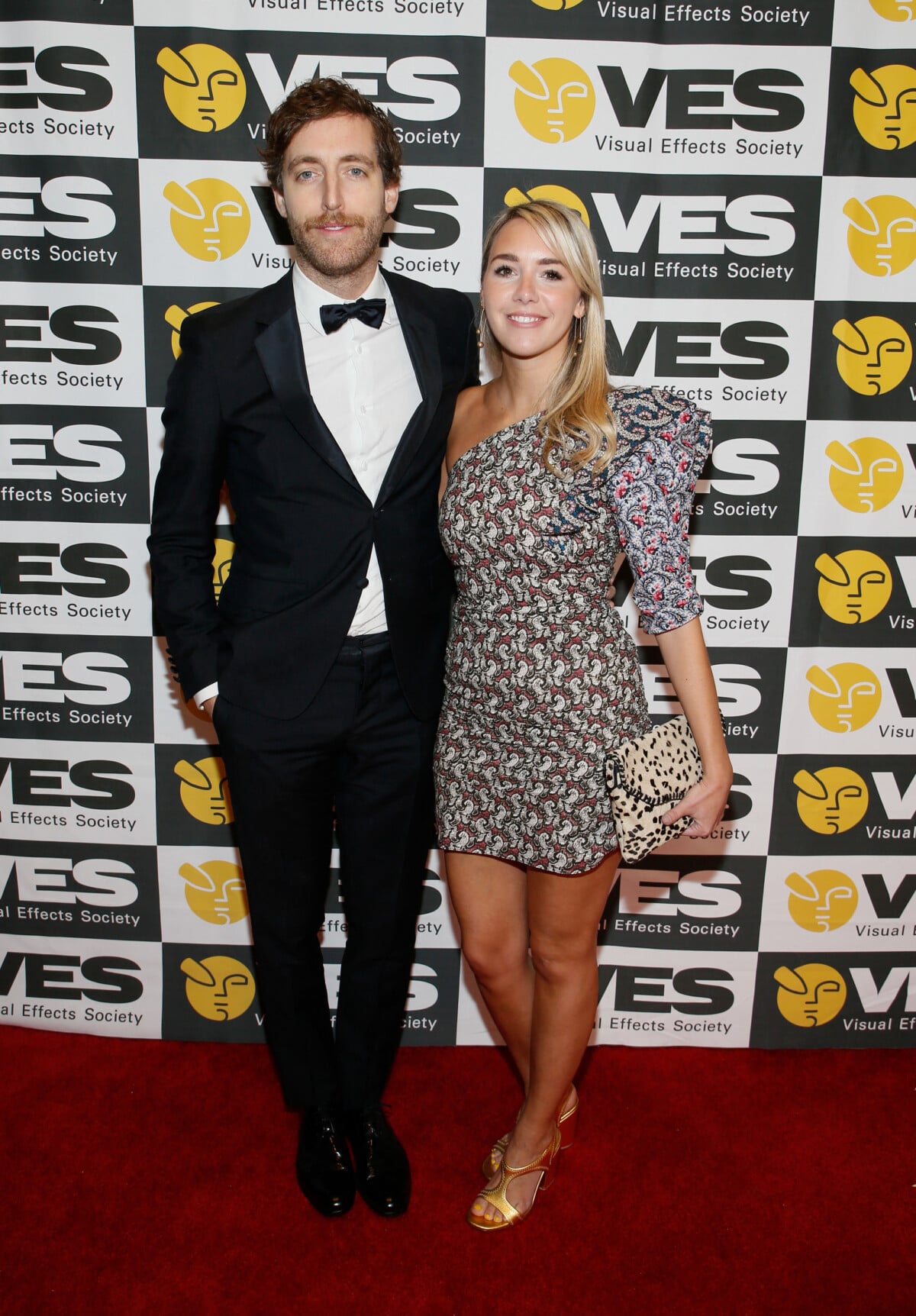 Photo : Thomas Middleditch et wife Mollie Gates - 17e "Annual VES ...