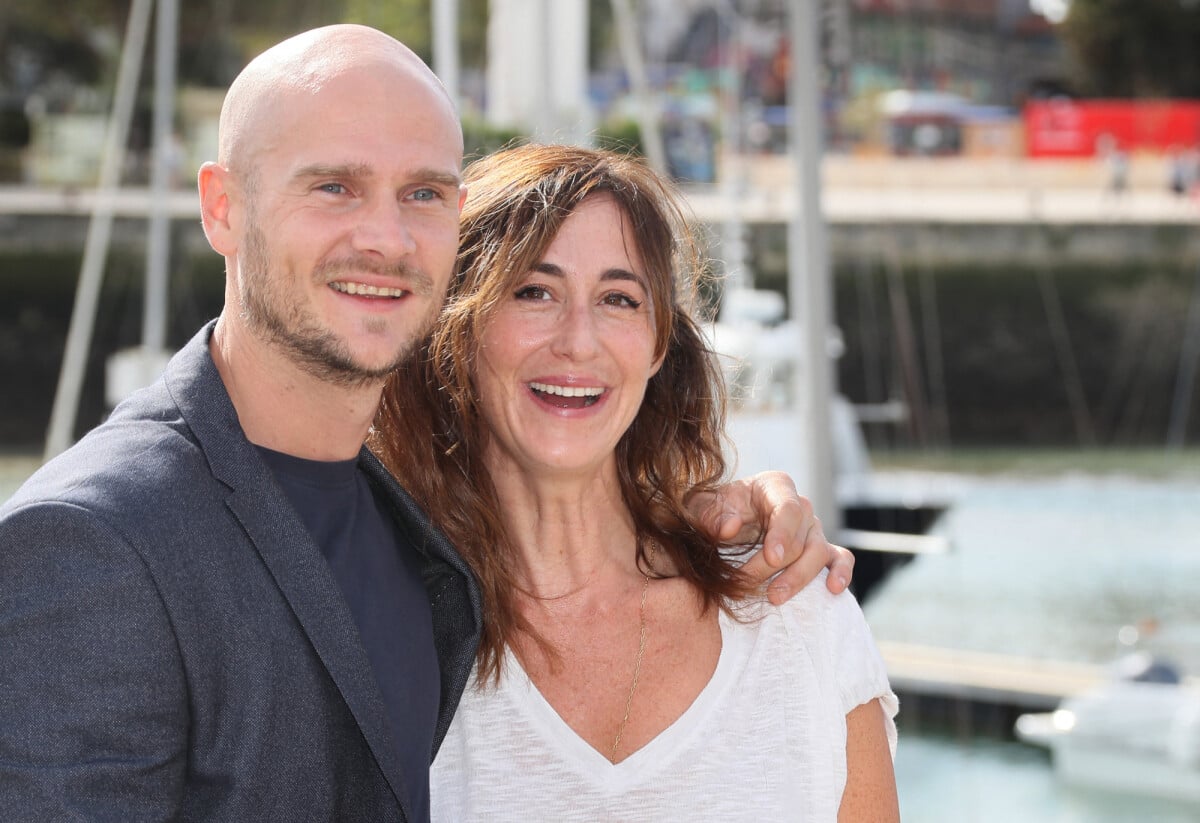 Photo : Eleonore Bernheim, Nicolas Gob - Photocall de la série "L'art ...