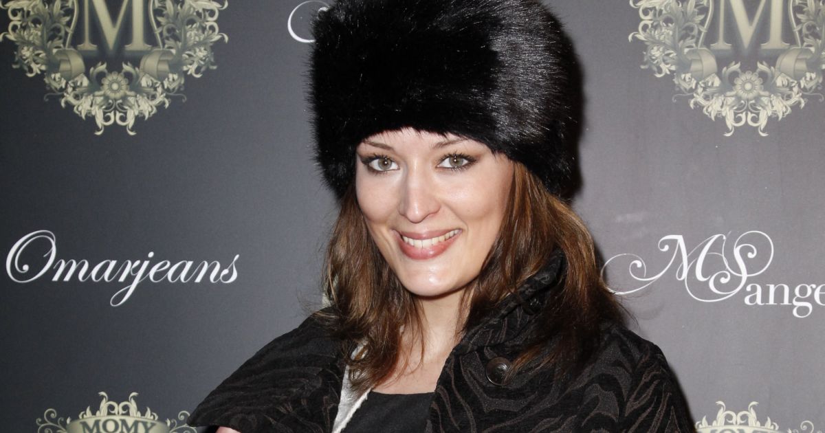 Kelly Bochenko assiste au défilé de Mode Omar Jeans, au pavillon Champs ...