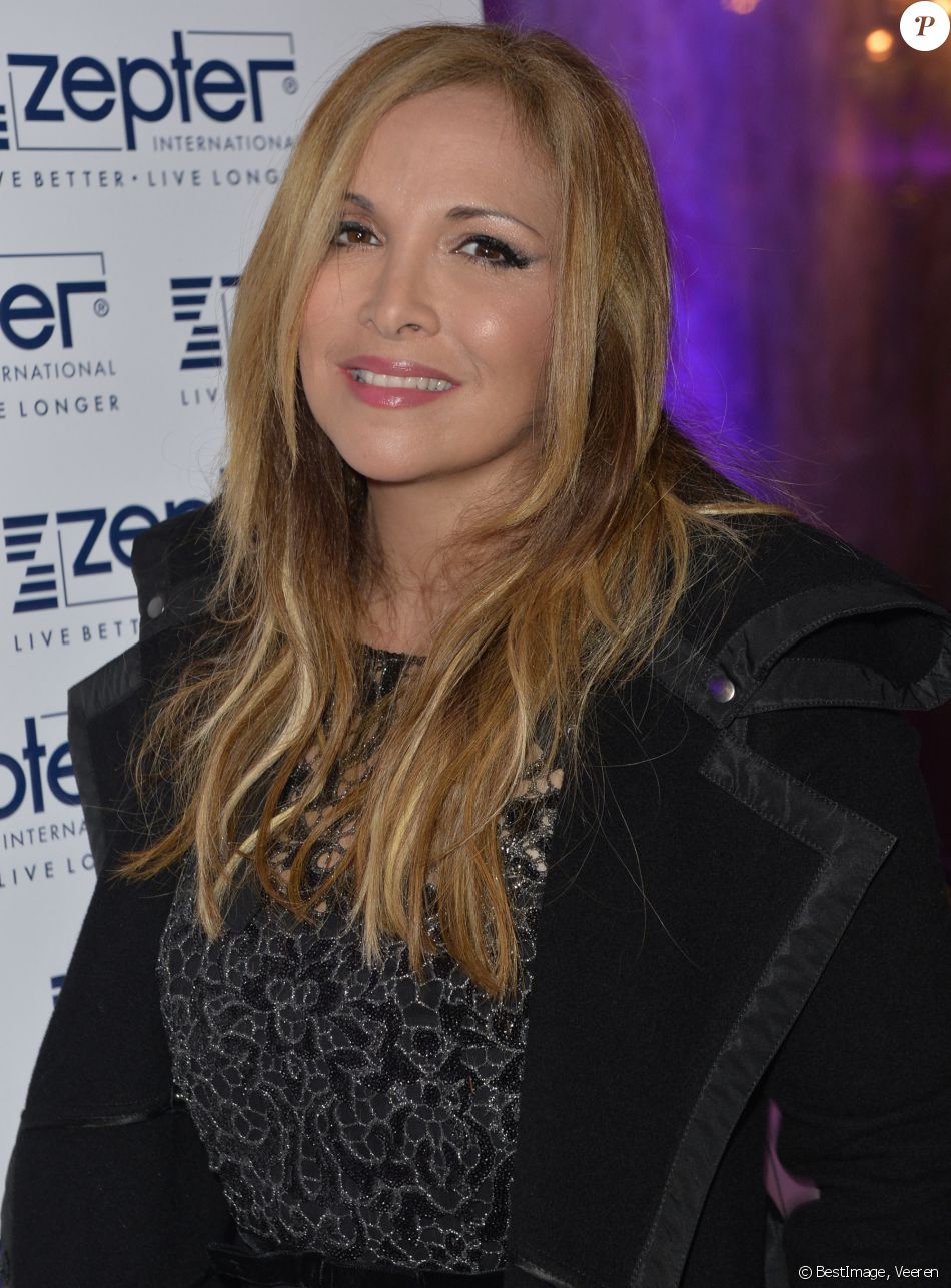 Hélène Segara - 39ème édition du prix The Best aux salons Hoche à Paris ...