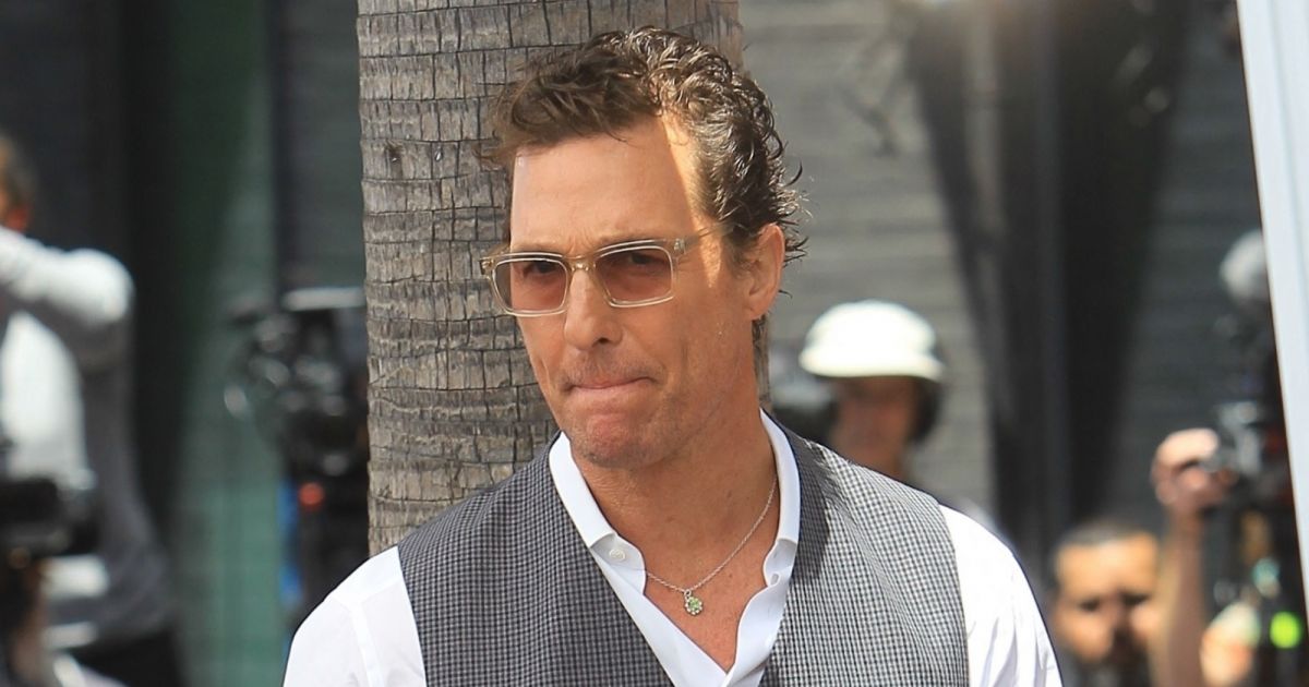 Matthew McConaughey assiste à la remise de l'étoile de son ami Guy ...