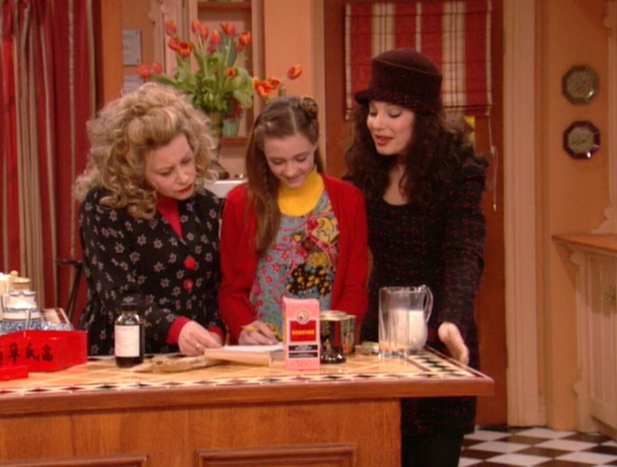 Photo : Rachel Chagall, Fran Drescher et Madeline Zima dans la série ...