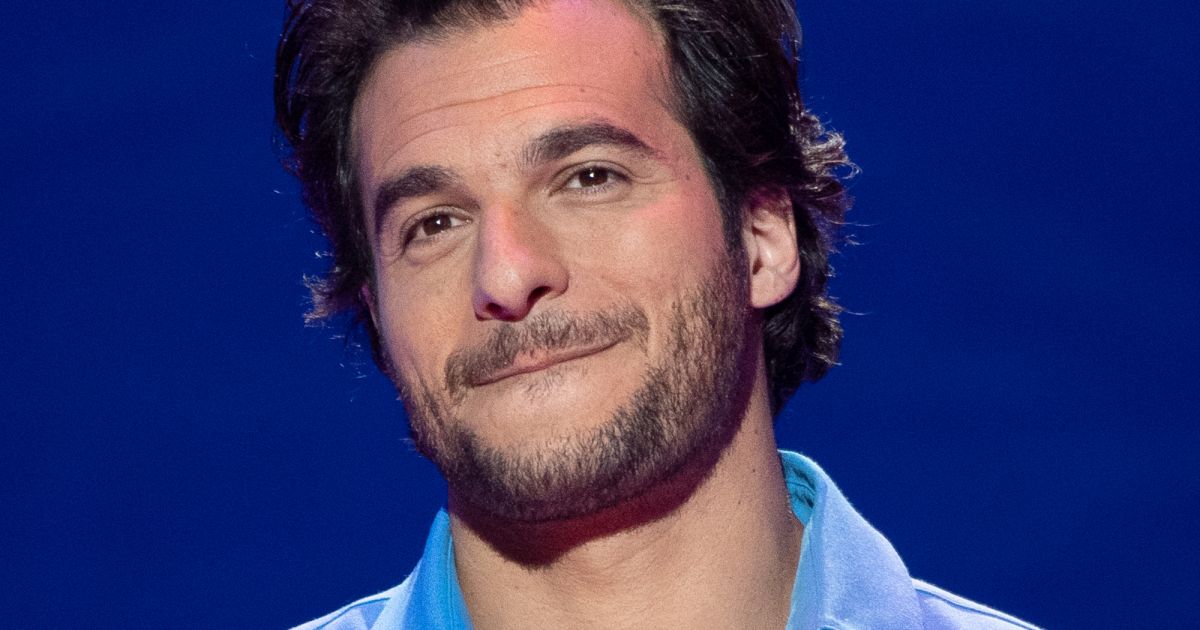 Amir lors de la 22e édition des NRJ Music Awards à la Seine musicale ...