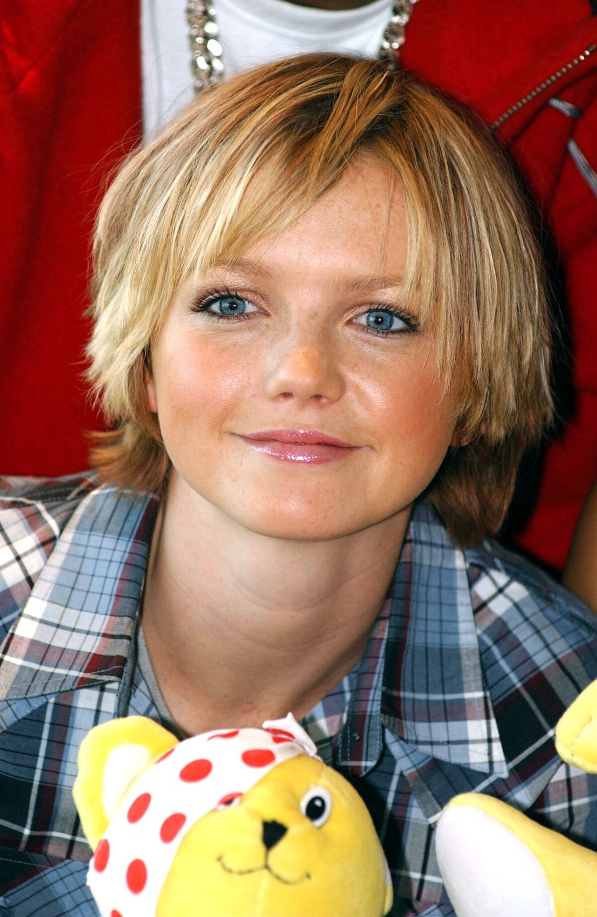 Photo : Hannah Spearritt - Le groupe S Club 7 lance le "BBC Children in ...