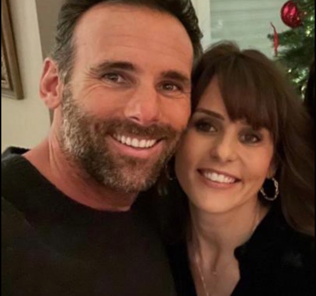 Photo : Faustine Bollaert et son frère Charles sur Instagram. Le 24 ...