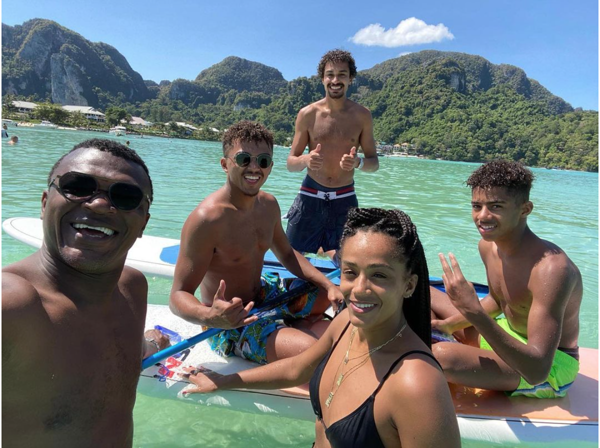 Photo : Marcel Desailly et ses 4 enfants Marvin, Virgil, Vyns et ...