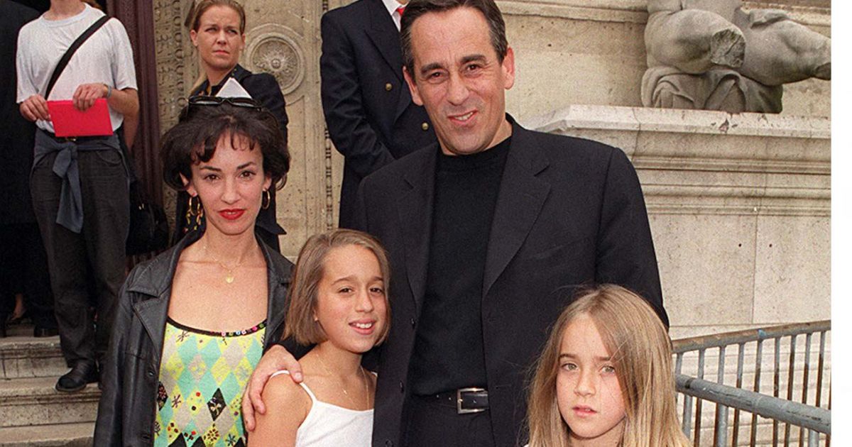 Thierry Ardisson, son ex-femme Beatrice et leurs filles Manon et Ninon ...