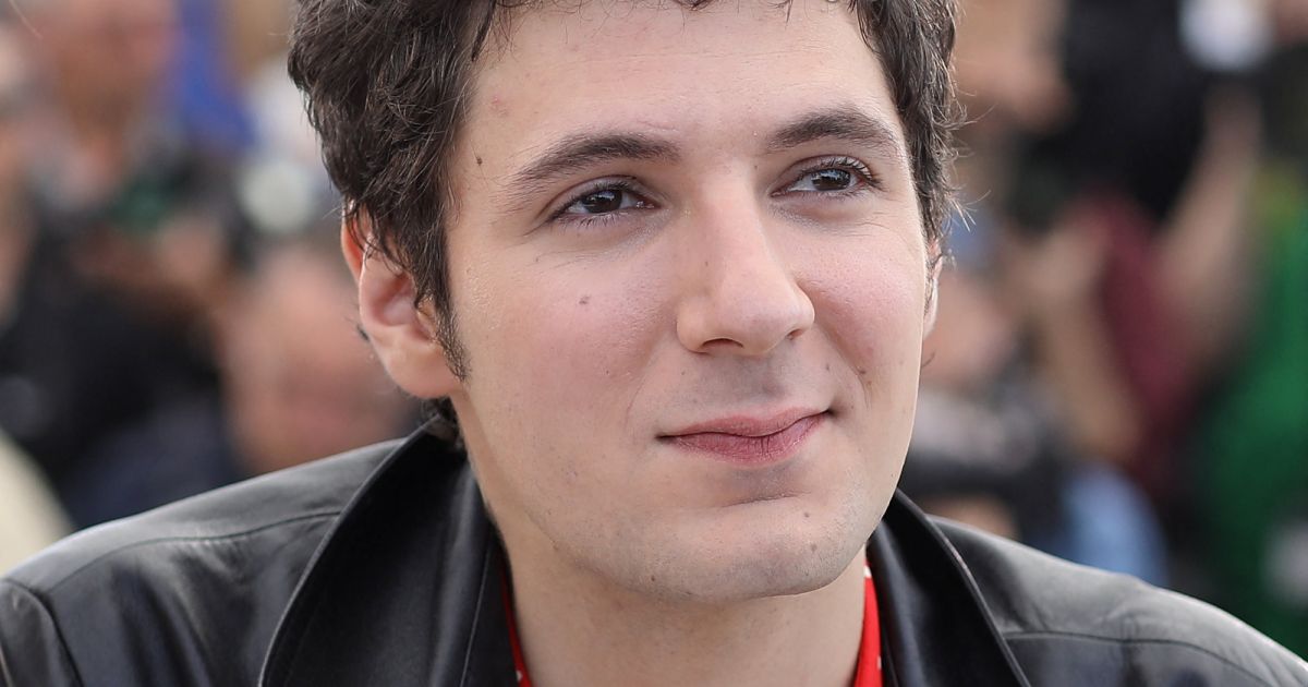 Vincent Lacoste au photocall du film Chambre 212 lors du 72ème Festival ...