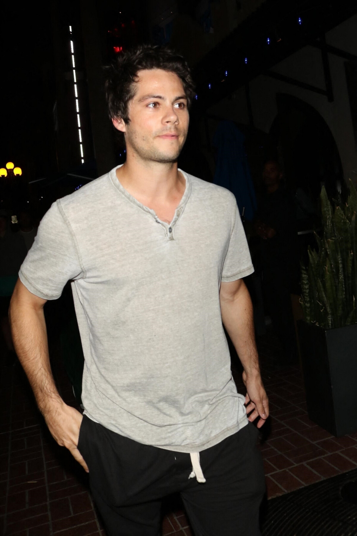 Photo : Dylan O'Brien arrive au Comic-Con à San Diego. - Purepeople