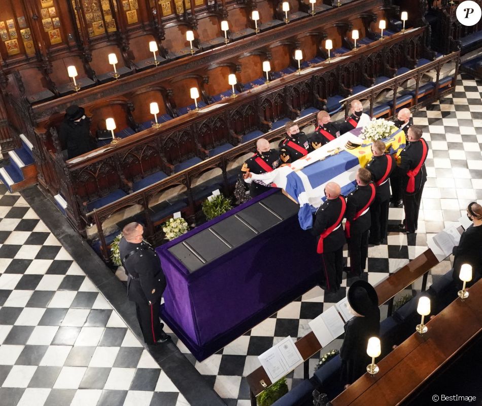 La reine Elisabeth II d'Angleterre - Funérailles du prince Philip, duc ...