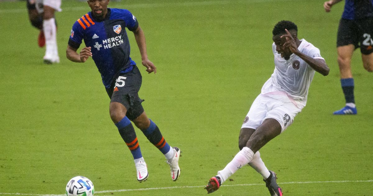 Blaise Matuidi lors du match Inter Miami FC - FC Cincinnati. Fort ...