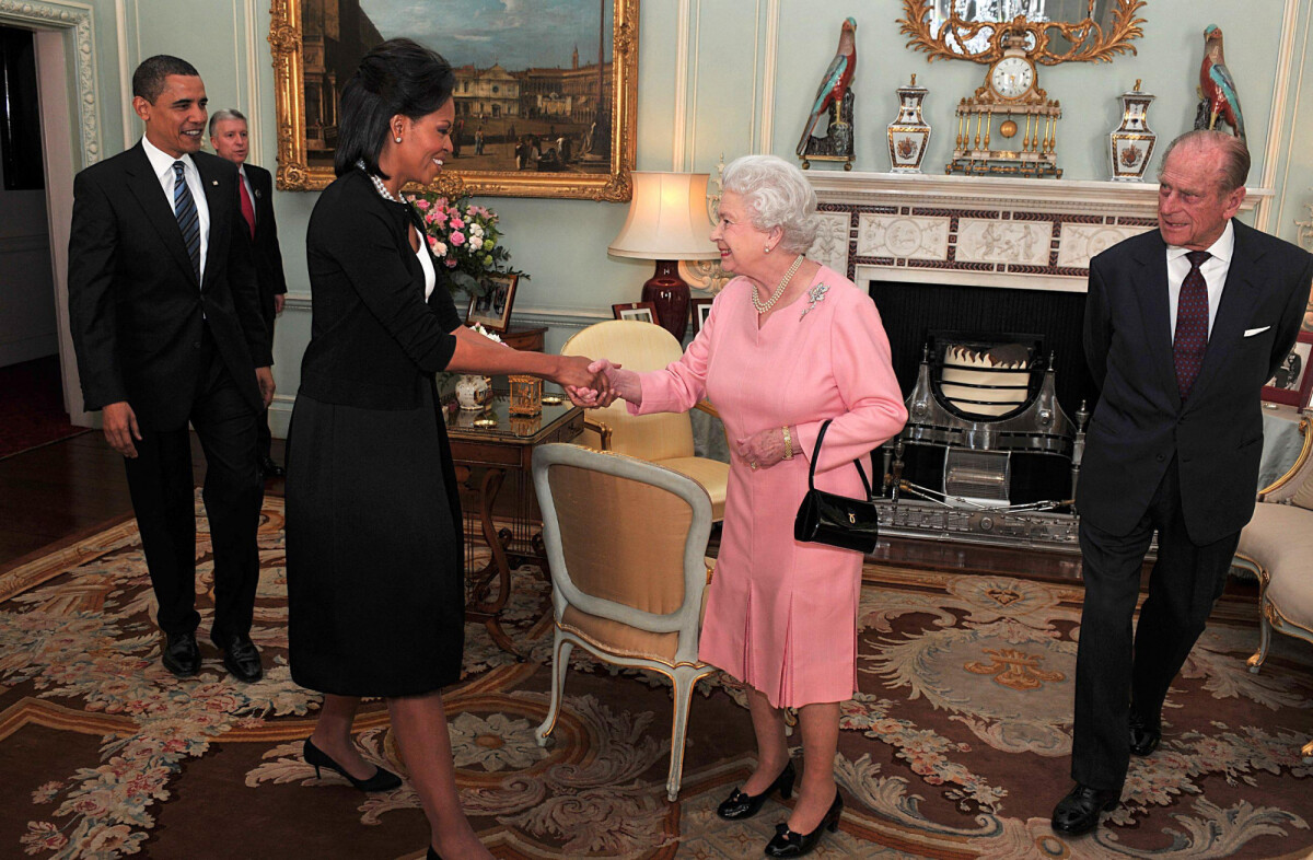 Photo : Elizabeth II et le prince Philip reçoivent le président ...