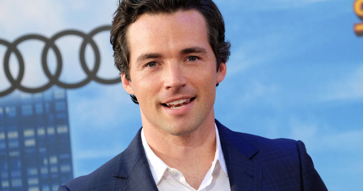 Ian Harding (Pretty Little Liars) s'est marié dans le plus grand secret ...