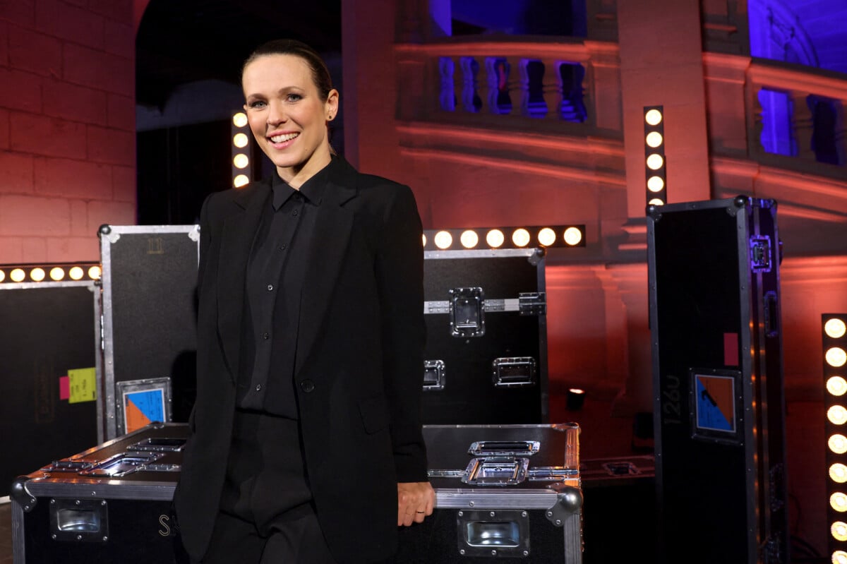 Photo : Lorie Pester - Backstage de l'enregistrement de l'émission "La ...