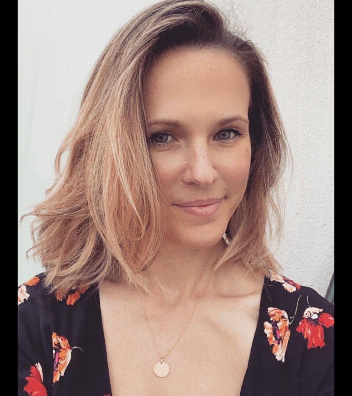 Photo : Lorie Pester dévoile sa nouvelle coupe de cheveux. - Purepeople