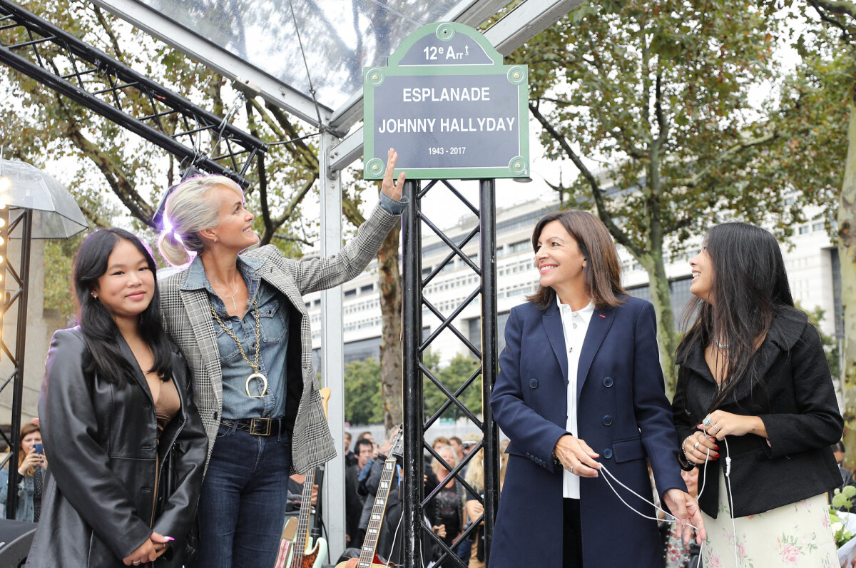 Photo : Exclusif - Anne Hidalgo, maire de Paris, Laeticia Hallyday et ...