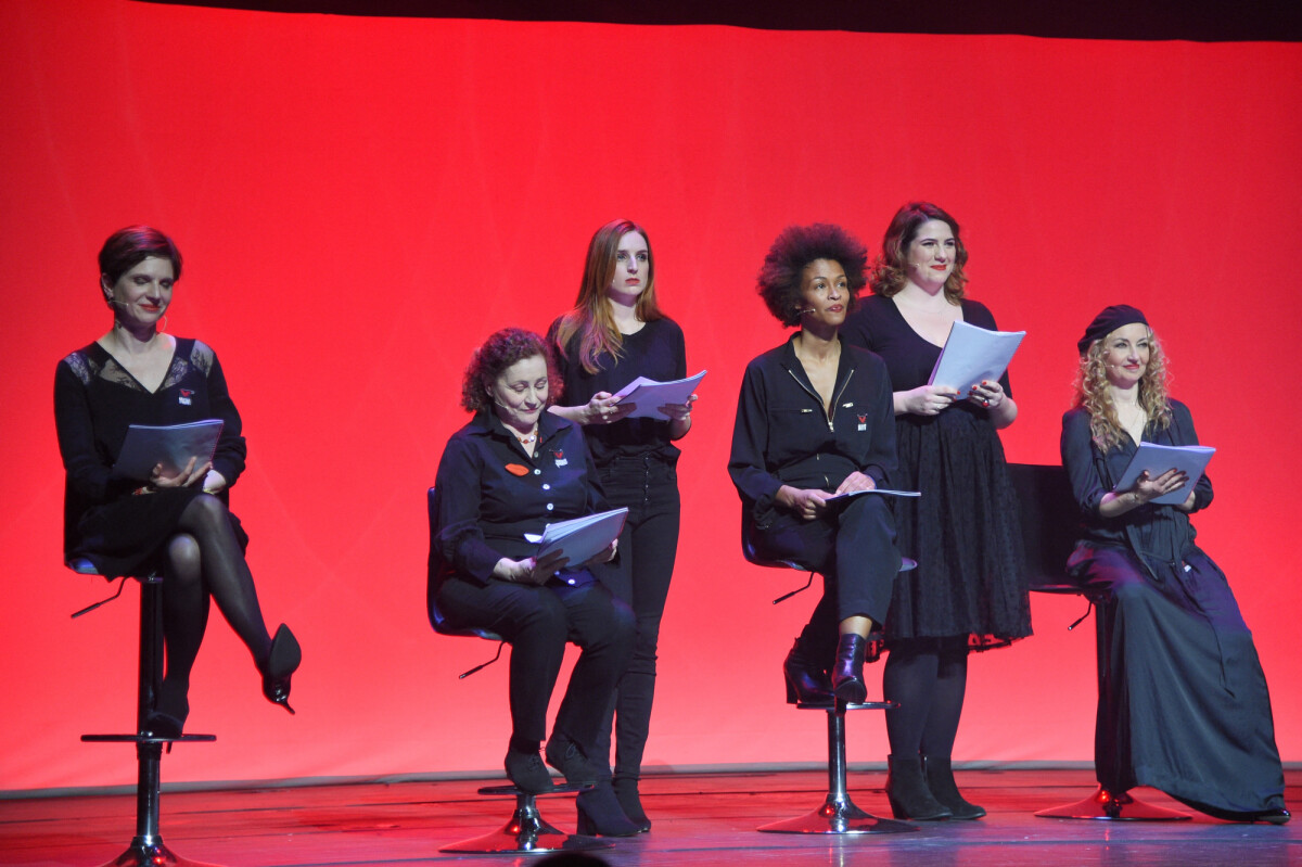 Photo : Sandrine Rousseau, Catherine Arditi, Alison Wheeler, Rachel ...