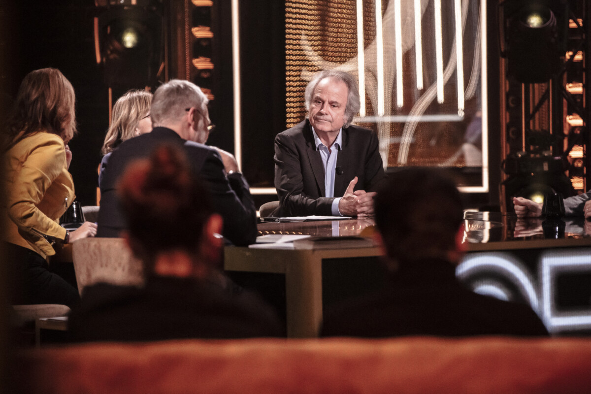 Photo : Exclusif - Franz-Olivier Giesbert - Sur le plateau de l ...