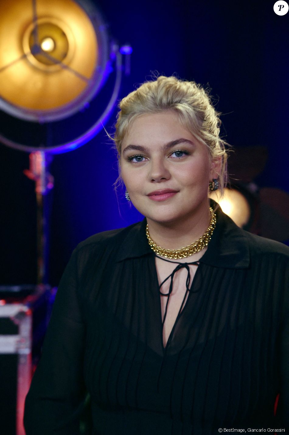 Louane Emera - Backstage - Enregistrement de l'émission 300 Choeurs ...