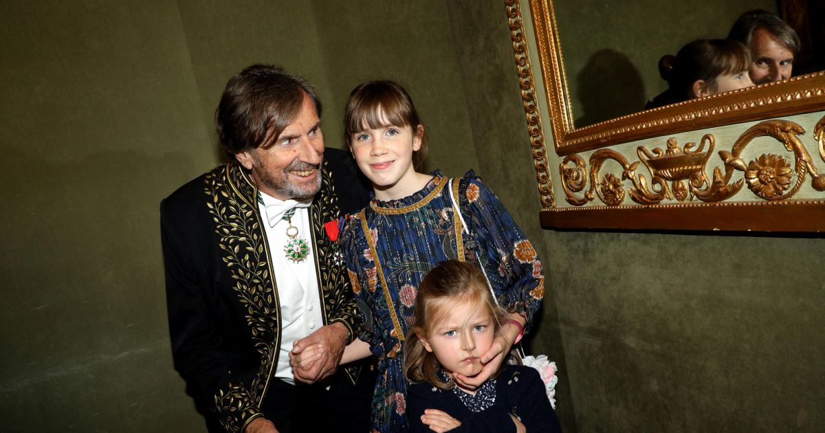 Exclusif - Daniel Rondeau et ses petites filles - Daniel Rondeau fait ...
