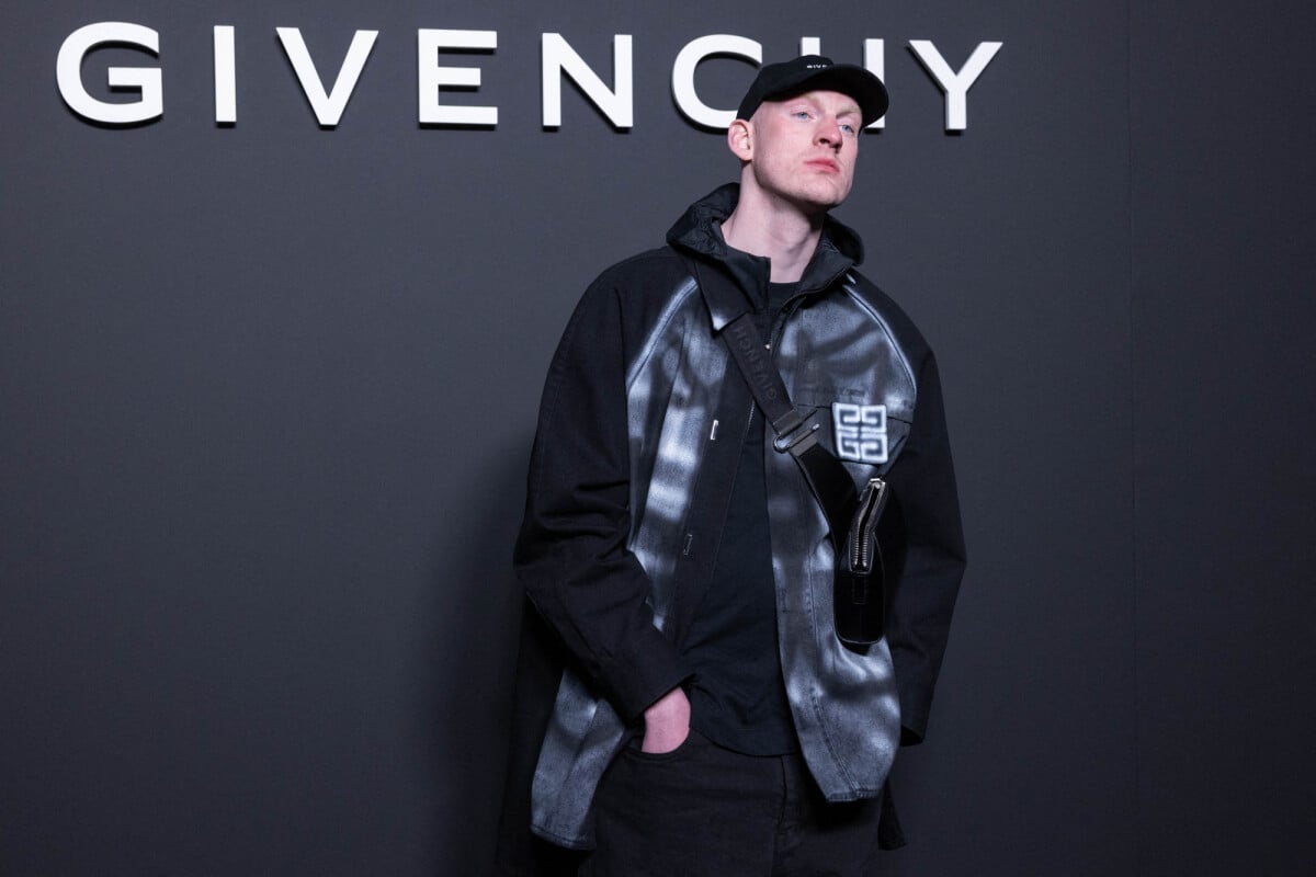 Photo : Blackhaine assiste au défilé de mode Givenchy, collection ...