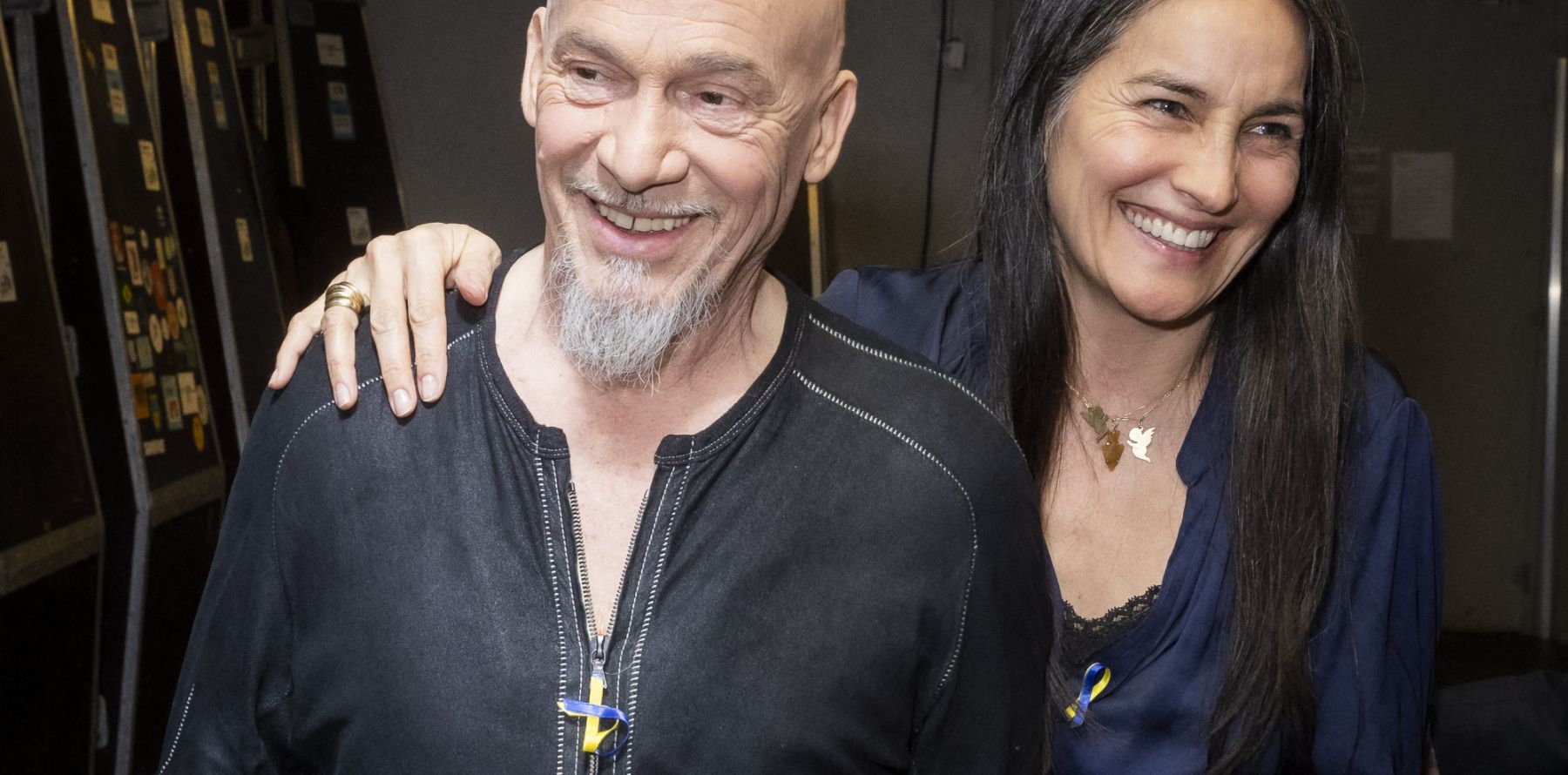 Florent Pagny en famille : joyeuse photo avec Azucena et leurs (grands ...